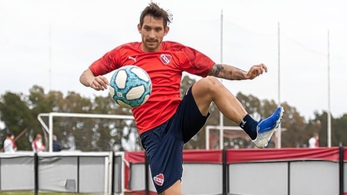 Lucas Rodríguez tiene Covid-19 y es baja en Independiente