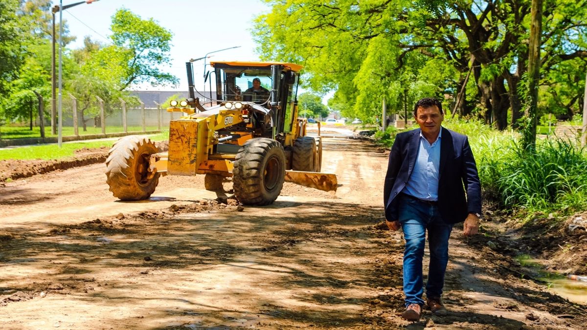 San Lorenzo pavimenta la calle Genaro Roldán