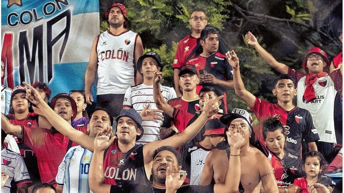 Los hinchas de Colón le pusieron pasión al debut en la Serie Río de La ...
