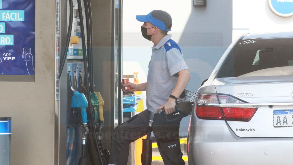 YPF y Shell subieron sus combustibles: los precios en Paraná