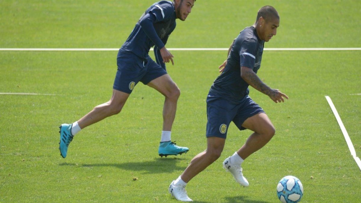 Zabala está a un paso adelante de Ojeda en el equipo titular