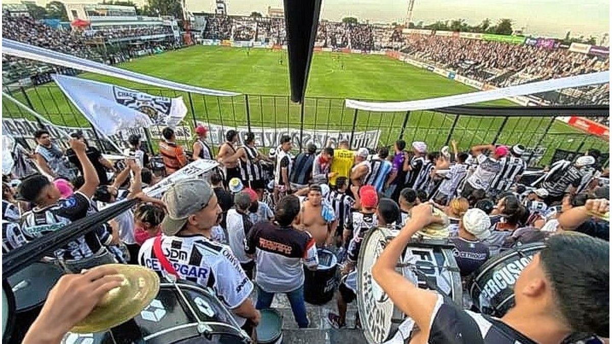 El Juan García lucirá a pleno para ver a Chaco For Ever y Colón