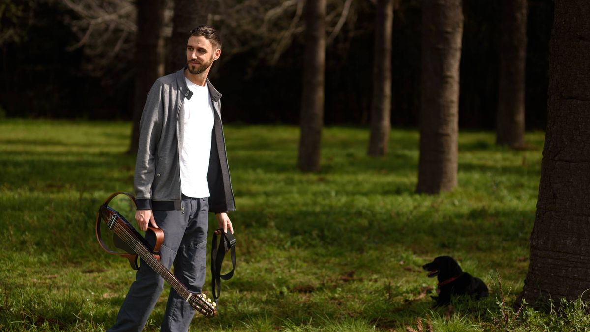 Ismael Torres celebra sus 20 años de carrera con un show lleno de invitados
