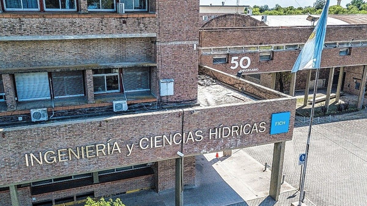 La UNL será la primera universidad pública con una carrera de ...