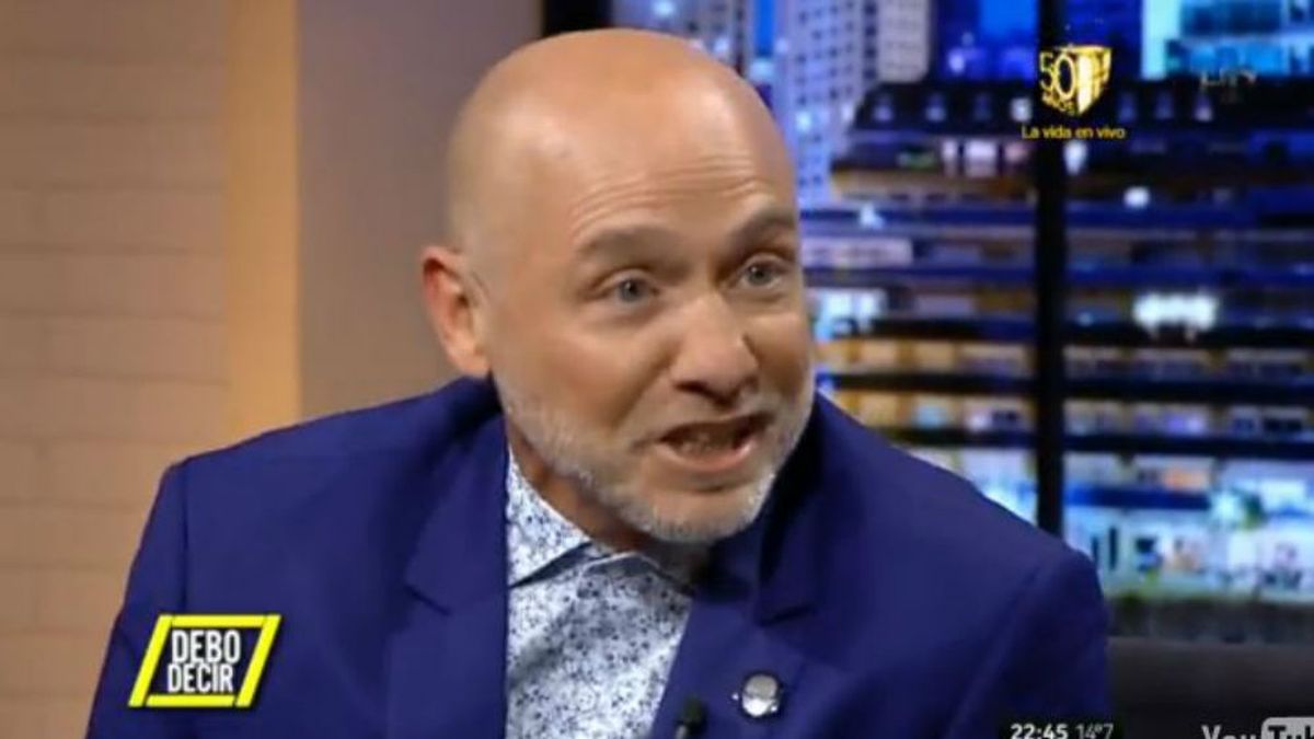 Ronnie Arias contó sus experiencias sexuales con hombres y mujeres