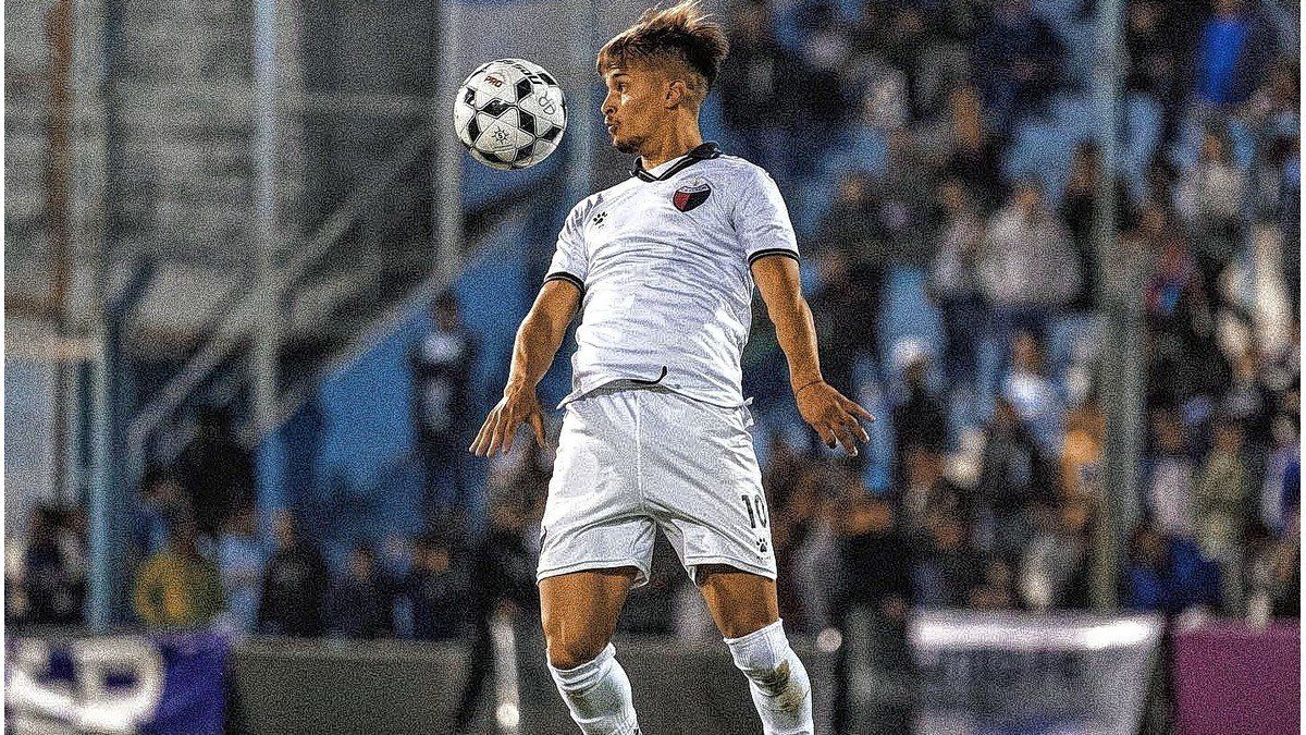 Colón avanza para concretar la continuidad de Brian Farioli