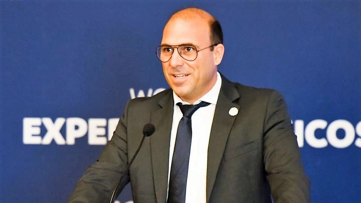 Belloso: No podemos esperar a un país para reanudar las copas