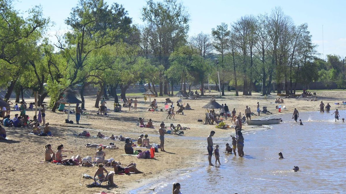 El verano ya se disfruta en las playas de Paraná