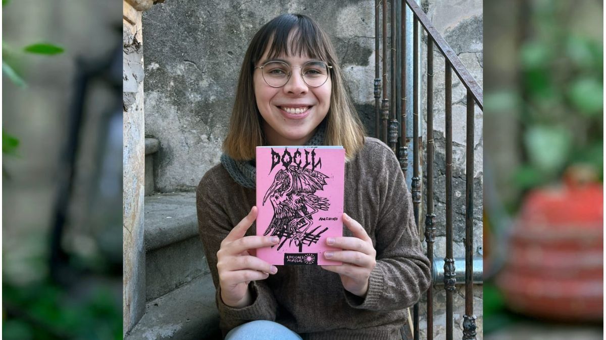 Ana Cornejo presenta Dócil, su nuevo libro de poesía