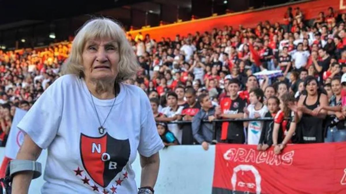 Newells está de luto: murió la Vieja Amelia, histórica hincha leprosa