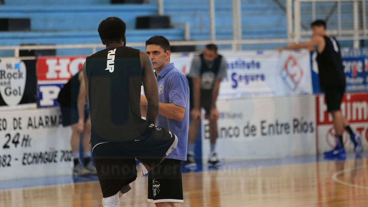 Echagüe echó a Maffei y Barsanti vuelve al banco