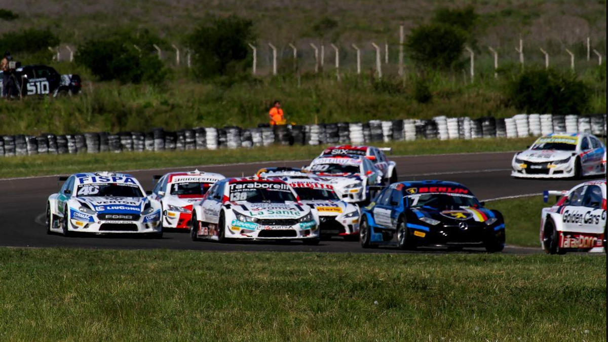 En Concepción del Uruguay se corre el Top Race