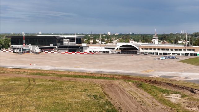 La pista está lista y el aeropuerto de Rosario reabre el 29 de diciembre