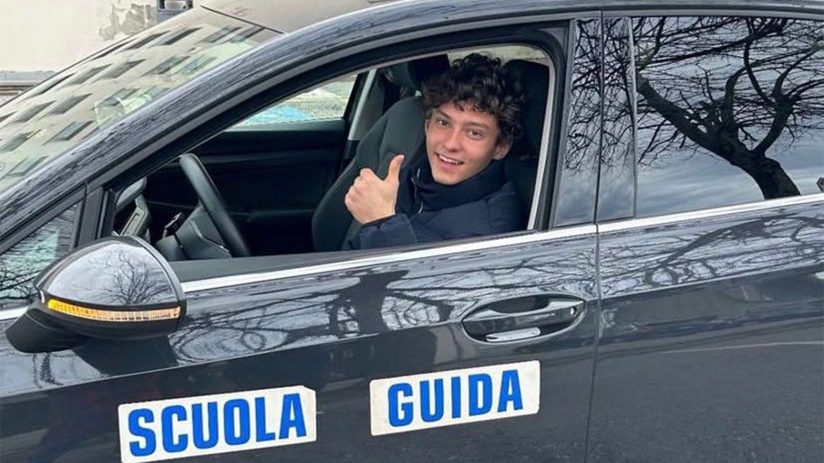 El piloto de Fórmula 1 que obtuvo su carnet de conducir antes del ...