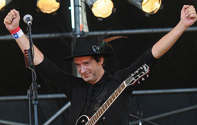 La familia de Cerati criticó la biografía que cuenta cómo fueron sus ...
