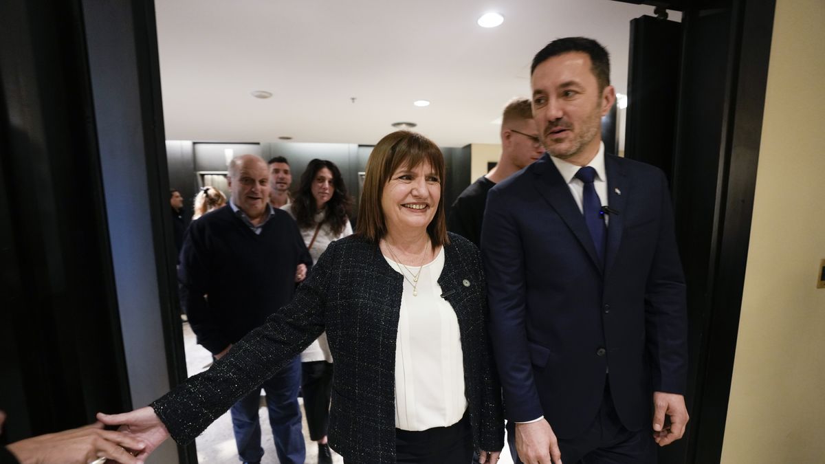Petri: Terminemos con el tour sanitario de extranjeros