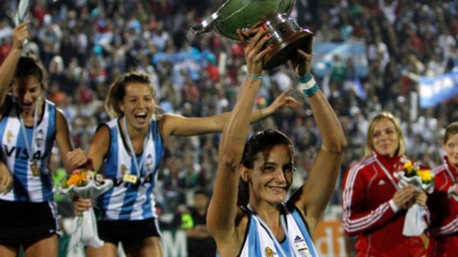 Lucha Aymar será escultura en Rosario, como Lionel Messi y Ángel Di María