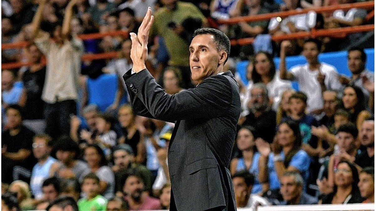Pablo Prigioni continuará como DT de Argentina