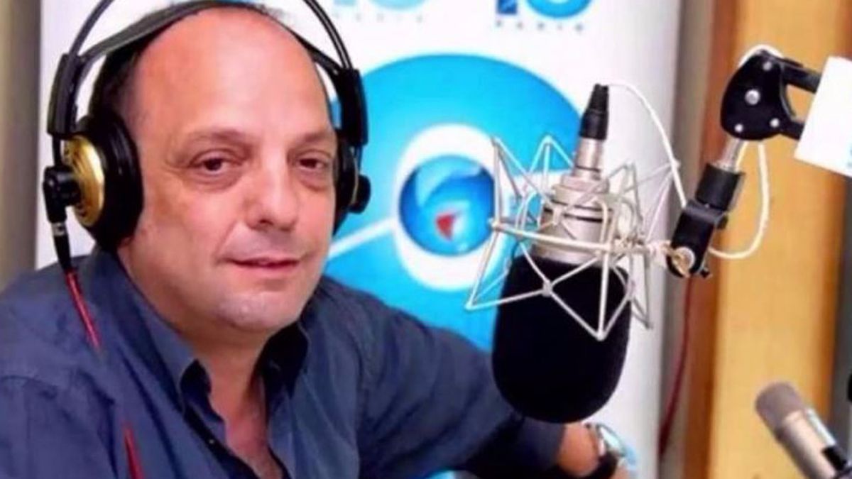 Baby Etchecopar deberá hacer su programa con feministas