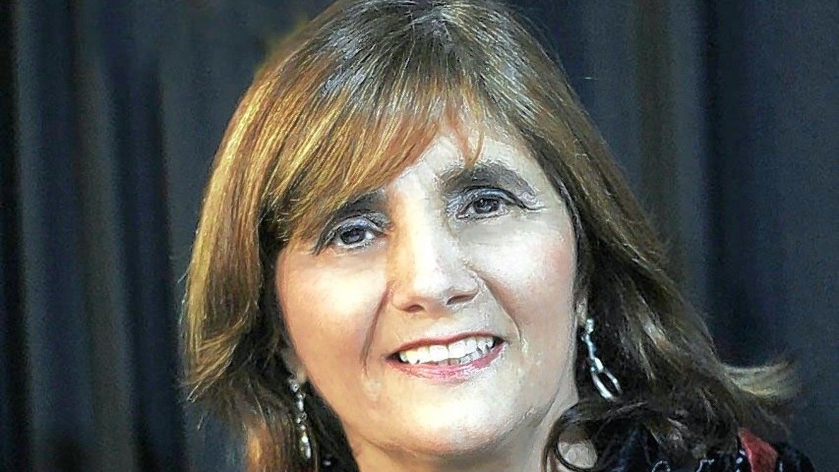 Elida Sola: La narración sana, saca de su soledad a quien escucha