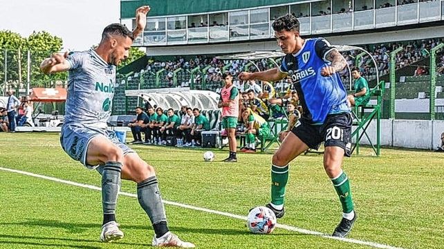 Con la mente en la Copa Argentina, Banfield choca con Sarmiento