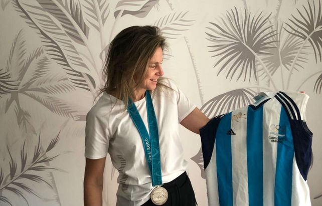 Ayelén Stepnik: Dimos gran parte de nuestra vida para poner al hockey ...