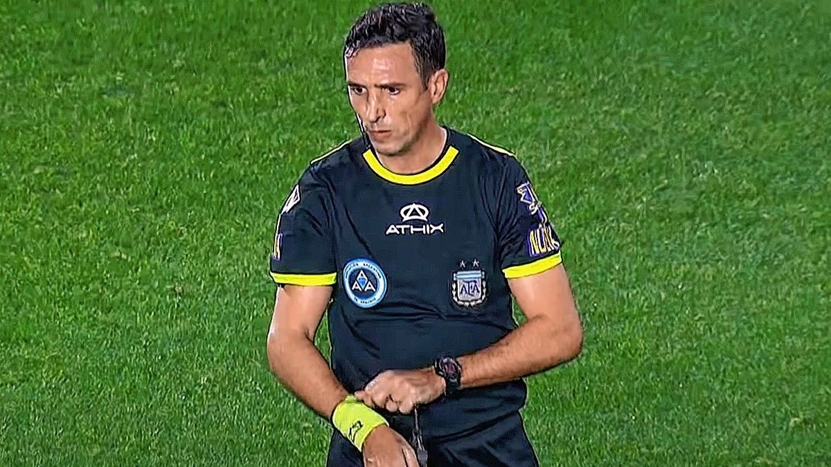 Pablo Dóvalo dirigirá ante River en el Monumental