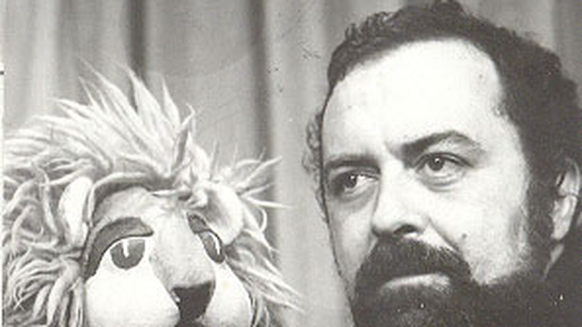 Un reconocimiento al gran maestro de los titiriteros