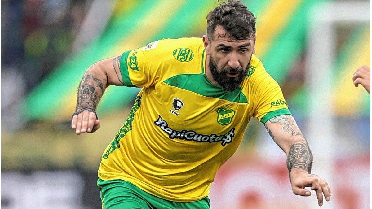 Unión busca un delantero y tiene en el radar a Lucas Pratto