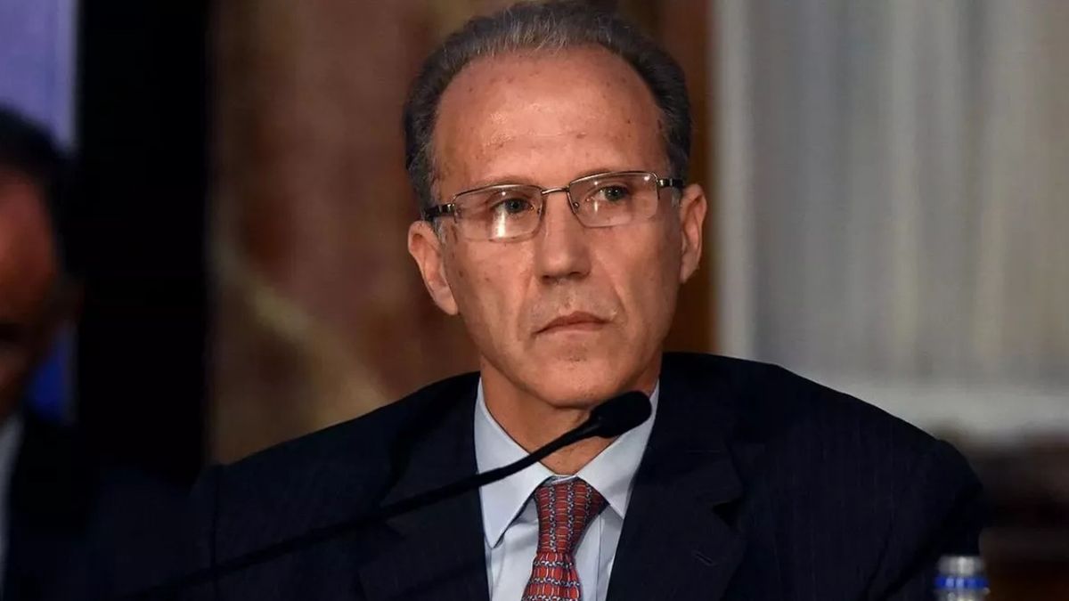 Rosenkrantz: No puede haber un derecho detrás de cada necesidad