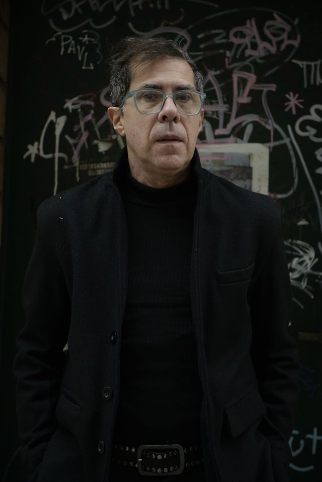 Coki Debernardi: Intenté hacer un disco luminoso dentro de la tragedia