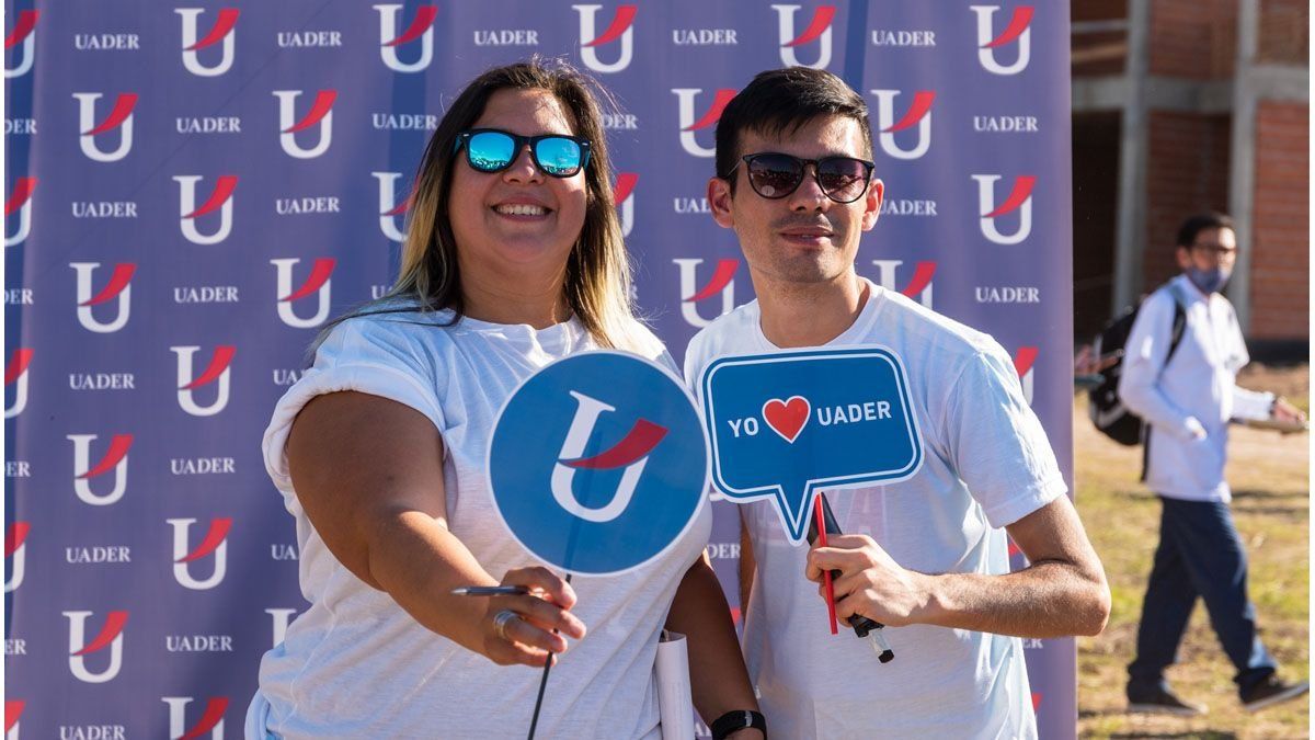 UADER celebra 23 años con eventos culturales y comunitarios