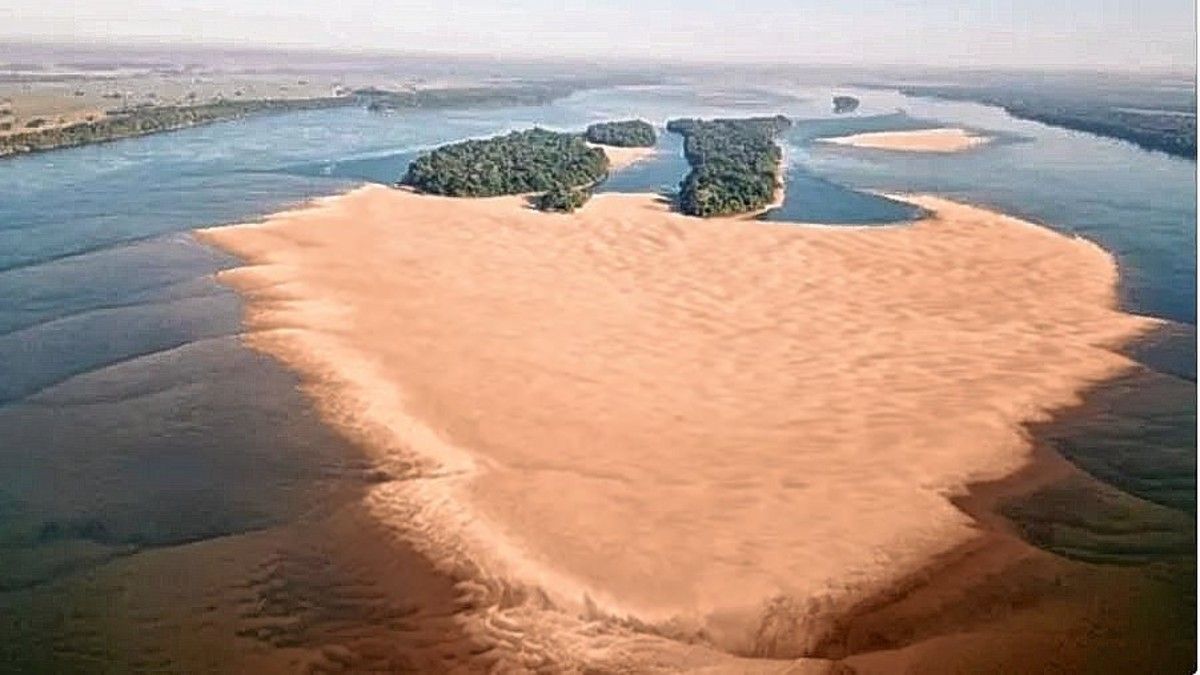 El río Paraná registra los niveles más bajos de los últimos 25 años en ...