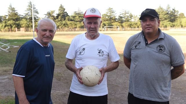 Jorge Solari, una leyenda en el fútbol de la Rosarina