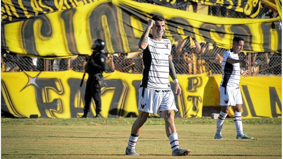 Negro: Ahora desde adentro, Colón es impresionante