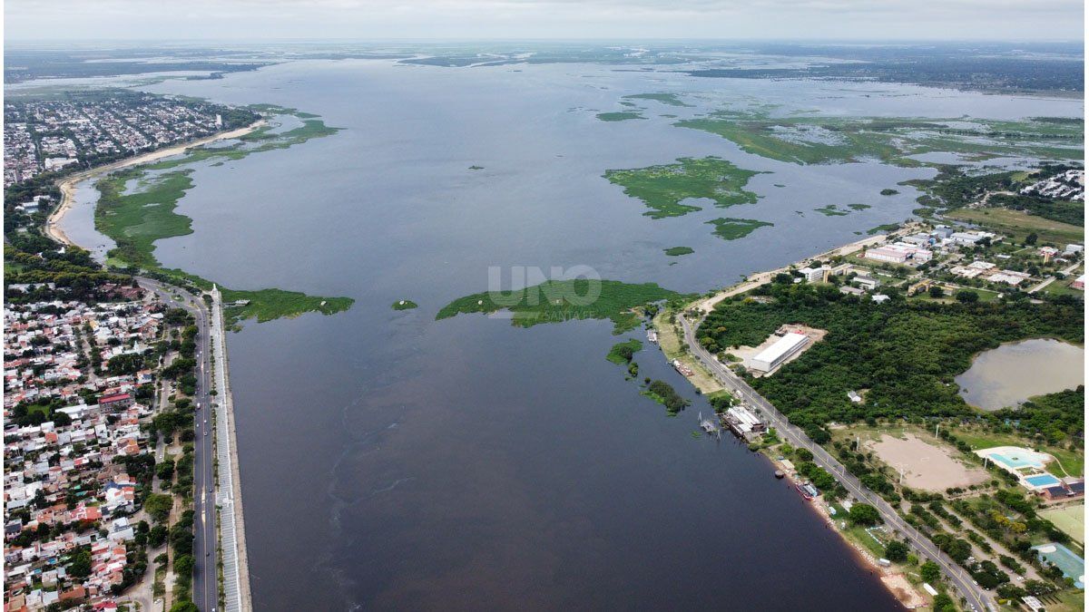 El río Paraná bajó medio metro en una semana y anticipan que hay un ...