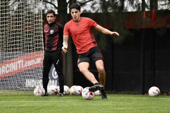Newells: el 9 en duda, García o Funez ante Godoy Cruz