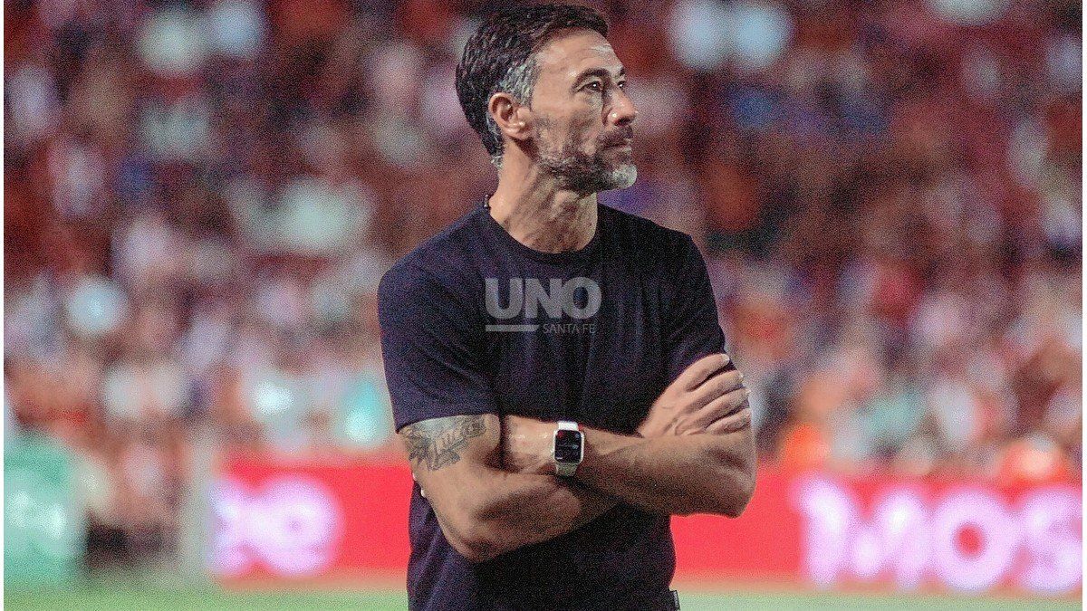 Unión confirmó que Cristian González dejará de ser el DT