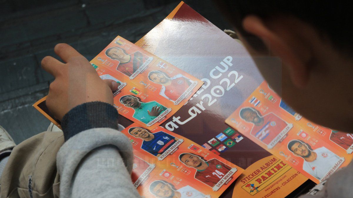 Álbum de figuritas Panini: el domingo, gratis con UNO