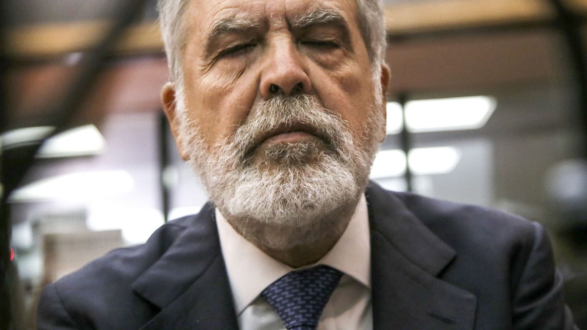 Vialidad: se reanuda el juicio con el alegato de la defensa de Julio De ...