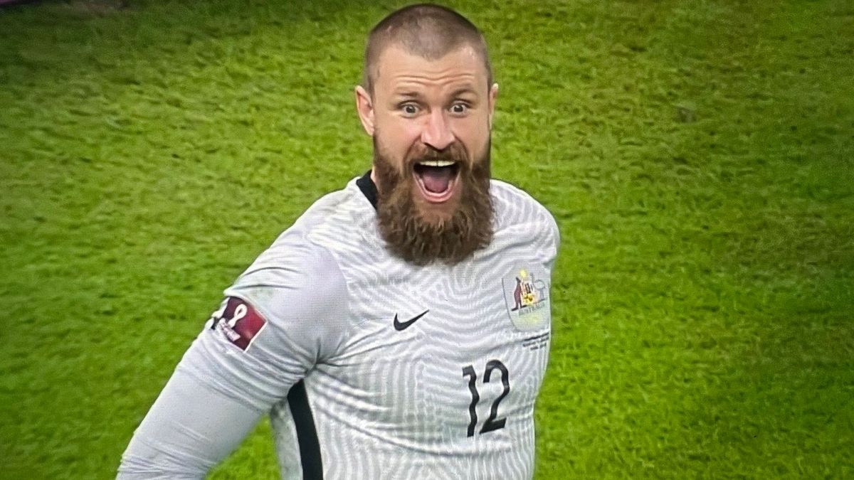 El arquero bailarín que le dio el triunfo a Australia ante Perú y el ... El arquero bailarín que le dio el triunfo a Australia ante Perú y el ...