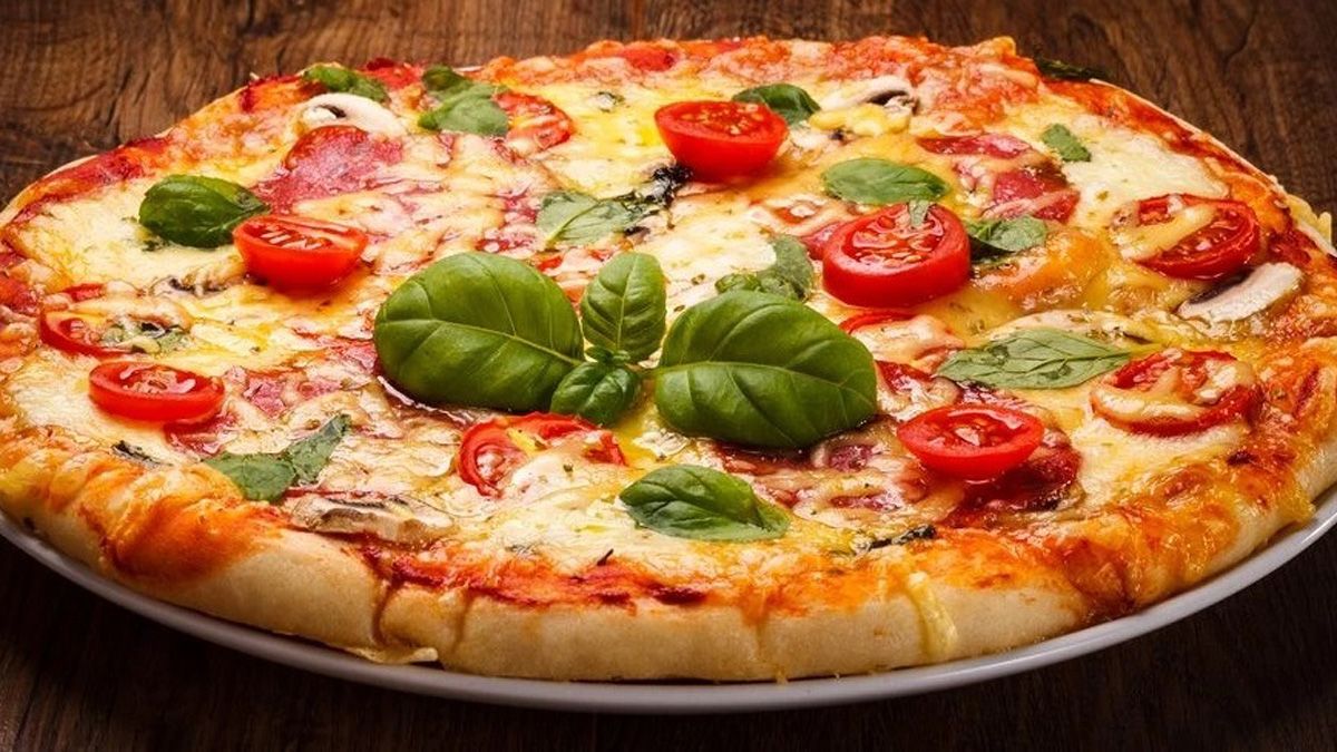 Pizza, la comida más famosa del planeta, en su día