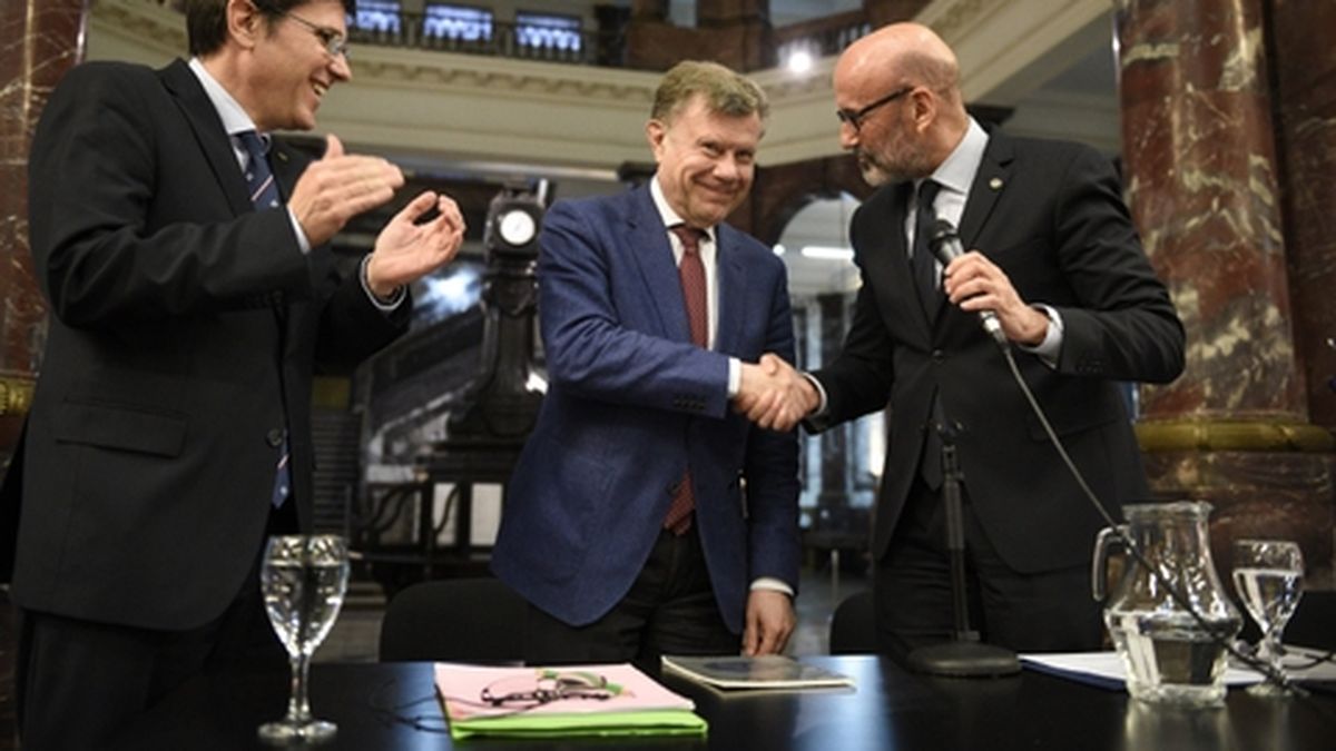 El intelectual francés Roger Chartier, Honoris Causa de la UNR