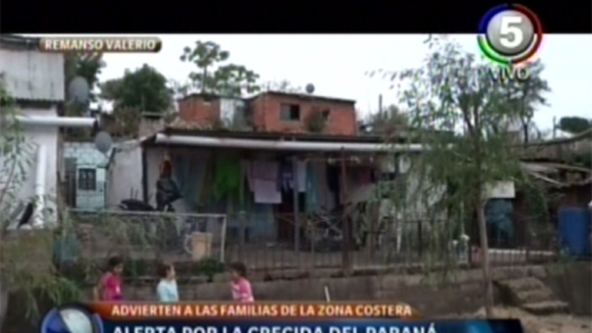 En Remanso Valerio aguardan la evolución de la crecida del río Paraná