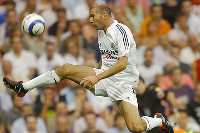 A 16 años del retiro de Zidane: el astro del cabezazo y la expulsión en ...