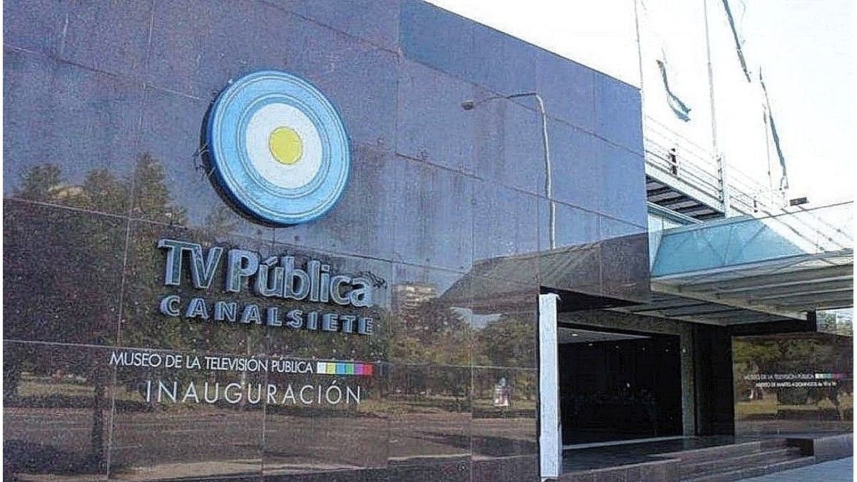 A casi un mes de asumir, renunció el director de la TV Pública
