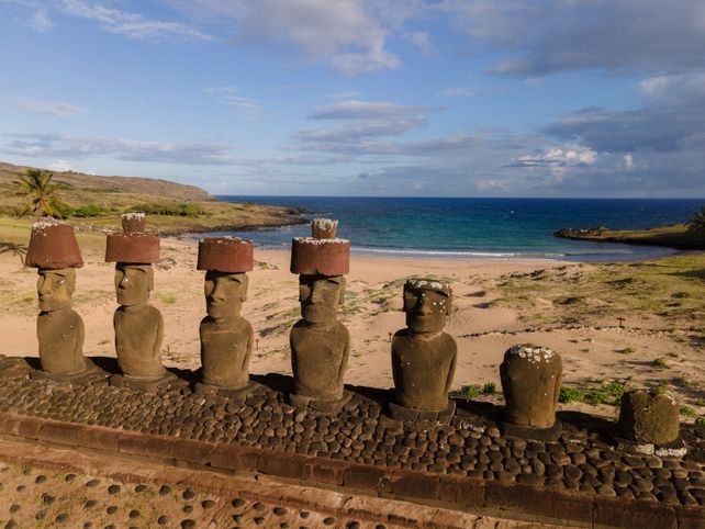 Isla de Pascua: el legado ancestral de Rapa Nui se mantiene en sus moai