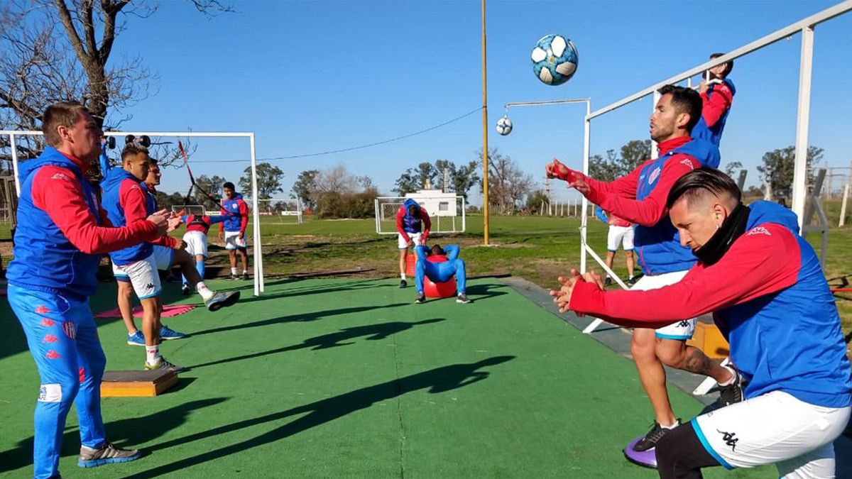 Unión espera por la evolución de Mazzola y Acevedo volvería ante Newells