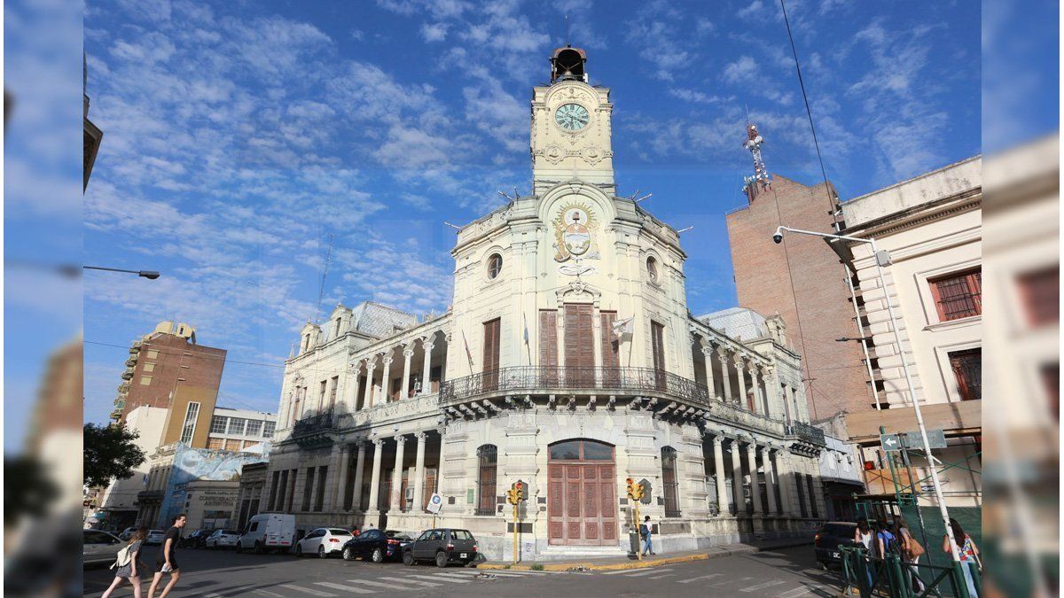 Municipalidad de Paraná dará bono en mayo y aumento en junio y julio