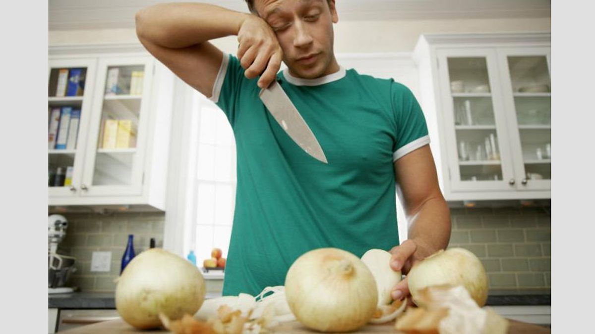 ¿Por qué picar cebollas nos hace llorar?